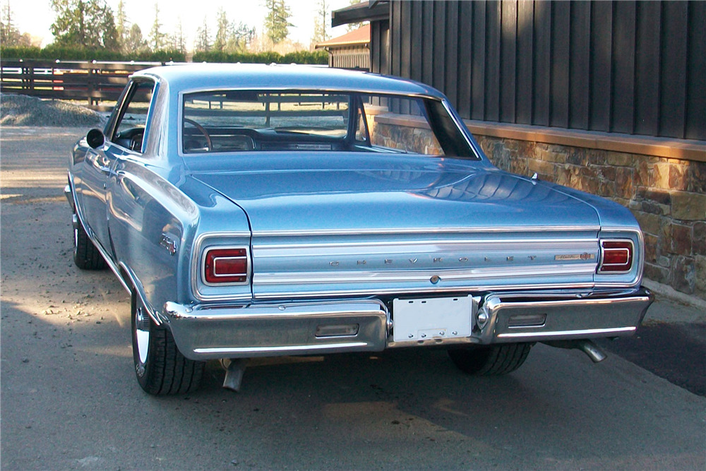1965 CHEVROLET CHEVELLE SS - Rear 3/4 - 189886