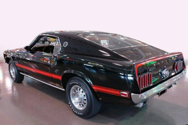 1969 FORD MUSTANG 428 CJ FASTBACK - Rear 3/4 - 190018