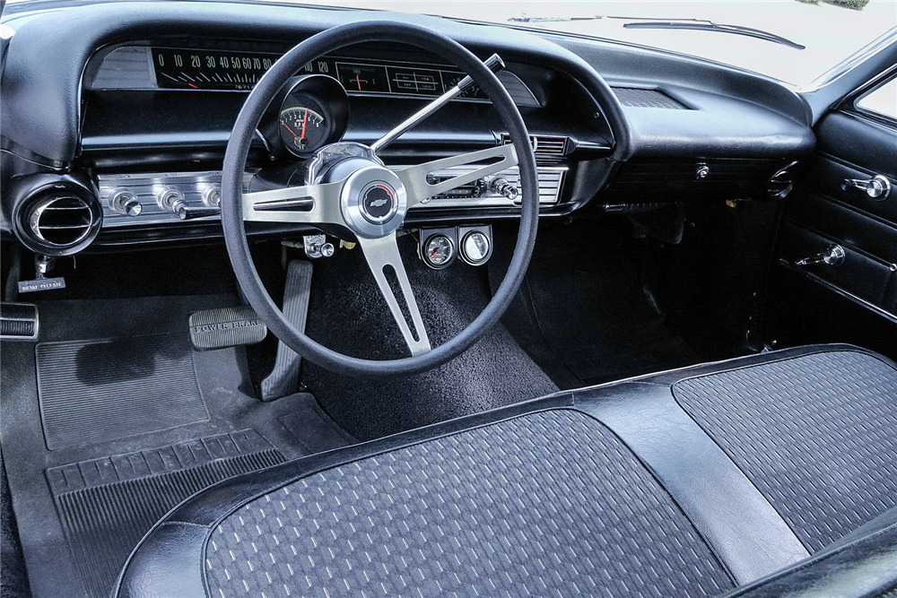 1963 CHEVROLET IMPALA SS - Interior - 190538