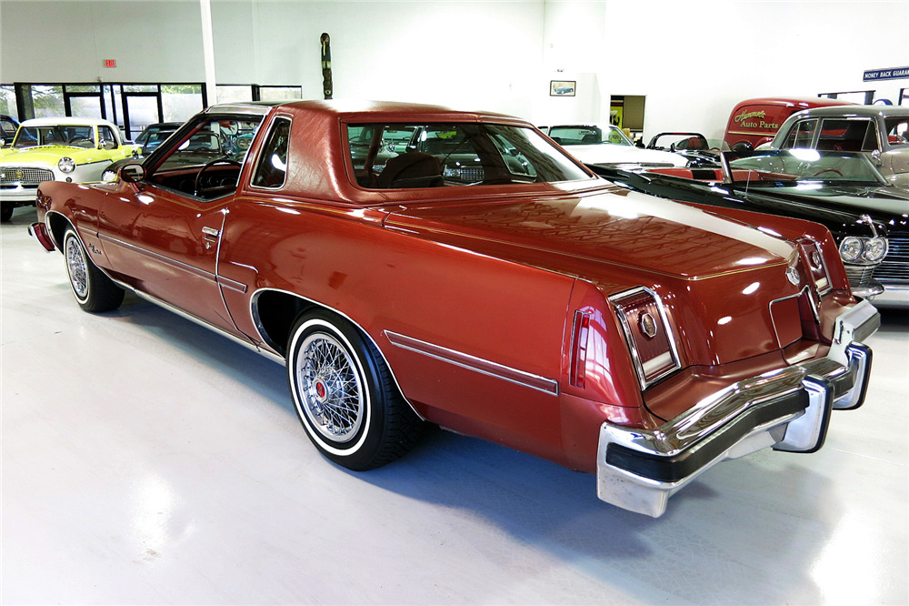 1977 PONTIAC GRAND PRIX - Rear 3/4 - 191209