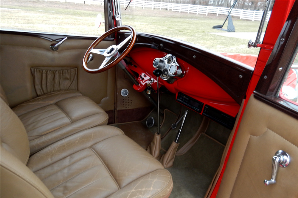 1931 FORD VICTORIA CUSTOM SEDAN - Interior - 194087