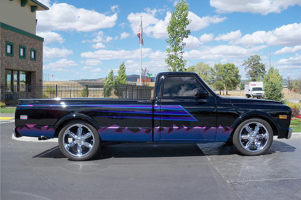 1968 CHEVROLET C-10 CUSTOM PICKUP - Side Profile - 194278