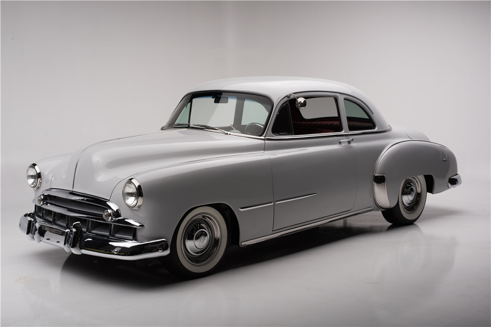 1949 CHEVROLET CUSTOM COUPE - Front 3/4 - 194287