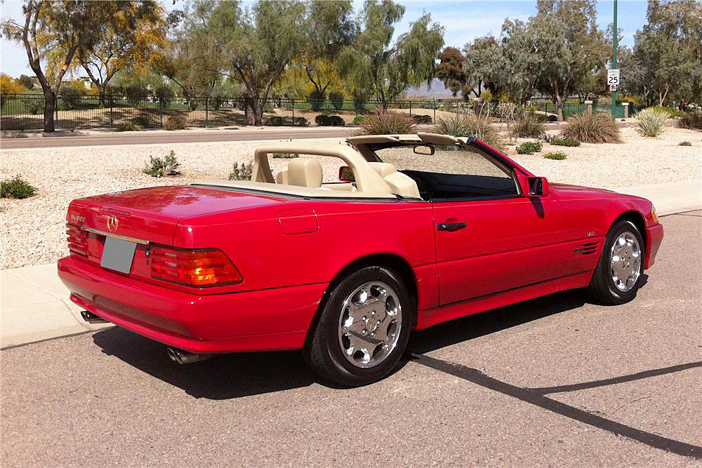 1993 MERCEDES-BENZ SL500 CONVERTIBLE - Side Profile - 194379
