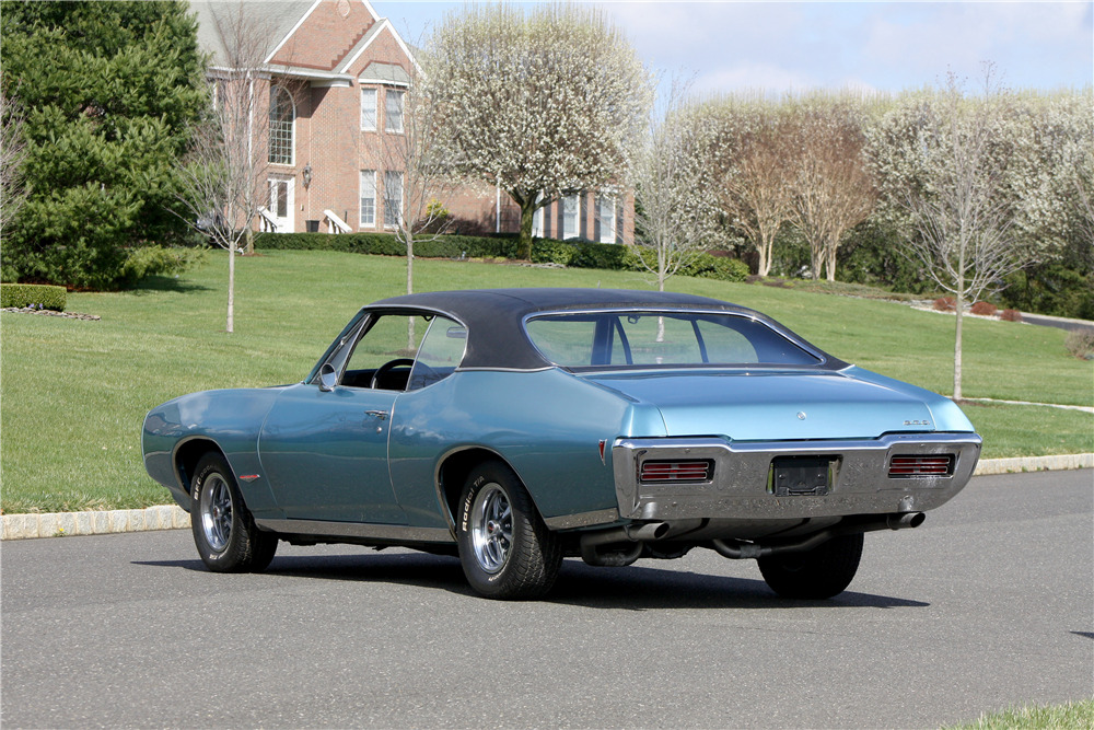 1968 PONTIAC GTO - Rear 3/4 - 194721