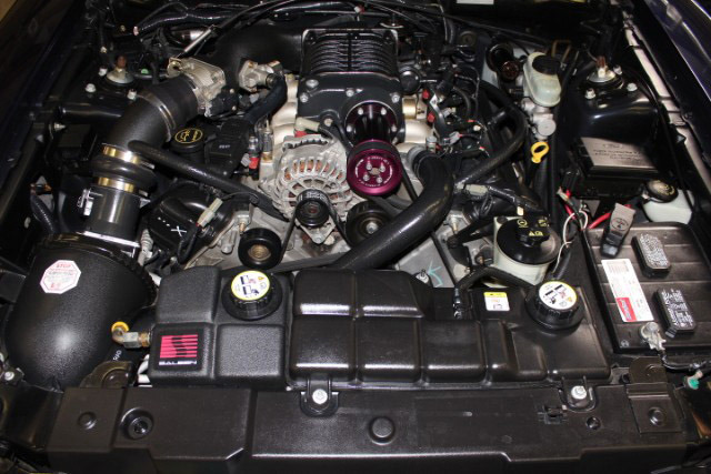 2003 FORD MUSTANG - Engine - 194829