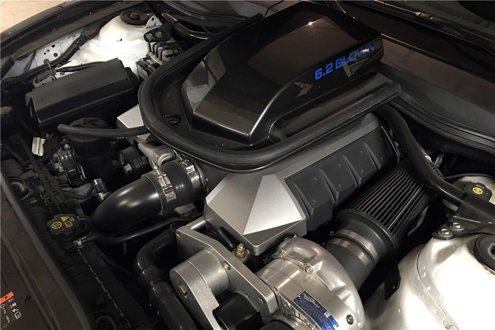 2011 CHEVROLET CAMARO 2SS CONVERTIBLE - Engine - 194940