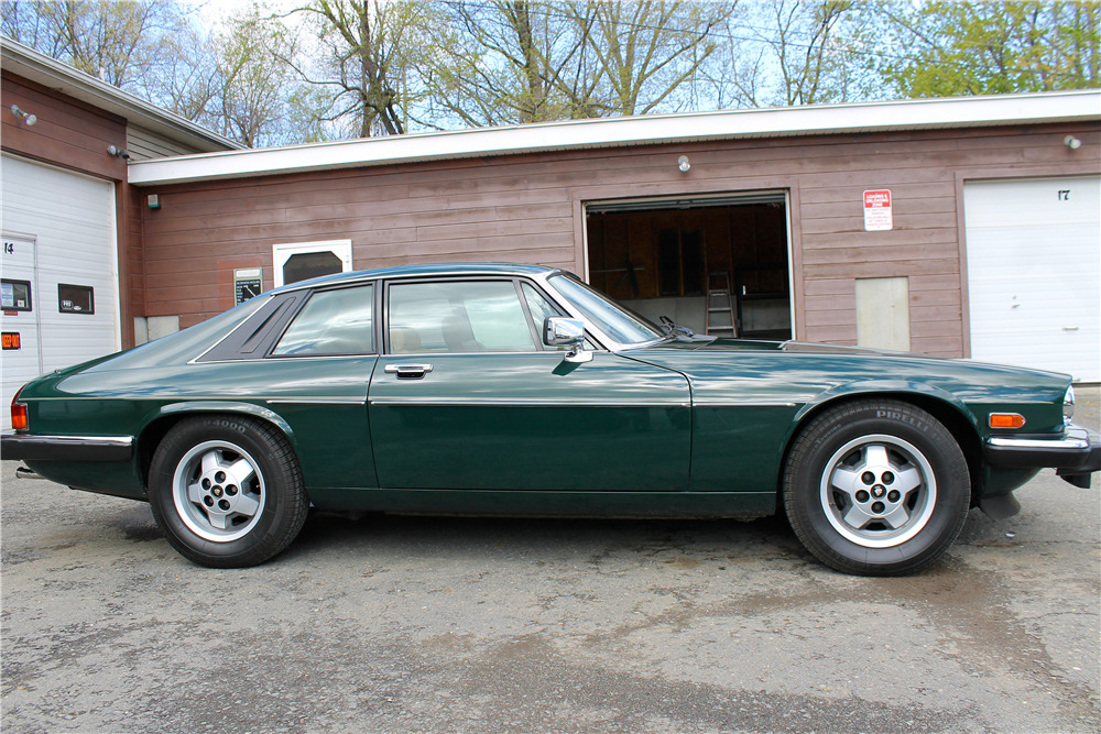 1986 JAGUAR XJS - Side Profile - 195900