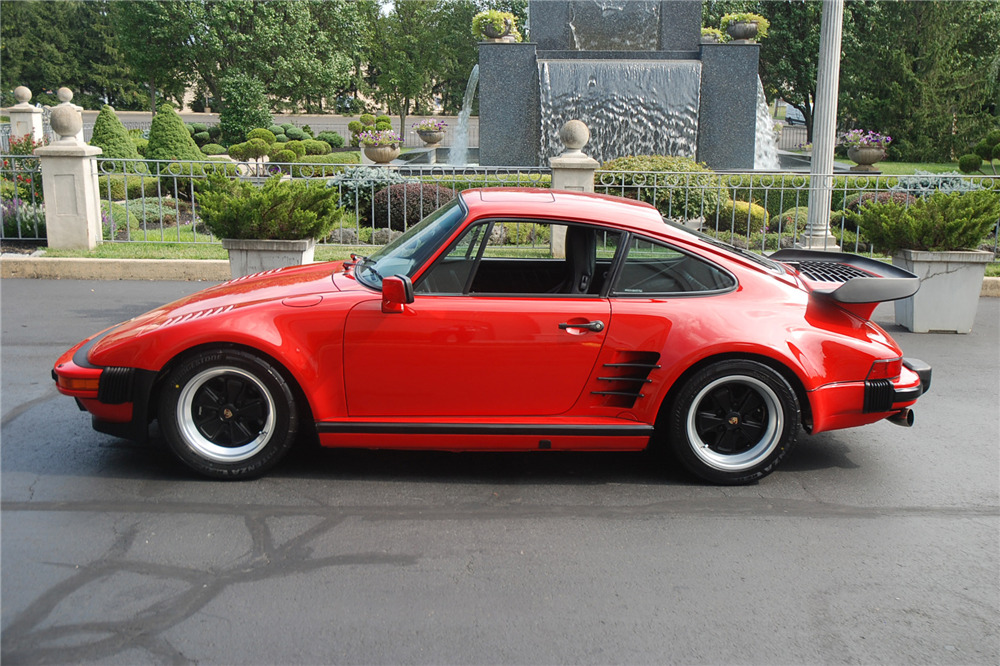 1988 PORSCHE 930 SLANT NOSE - Side Profile - 195912