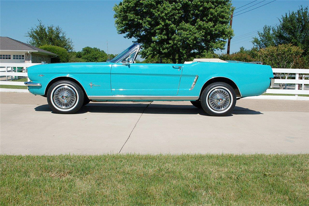 1965 FORD MUSTANG CONVERTIBLE - Side Profile - 196154
