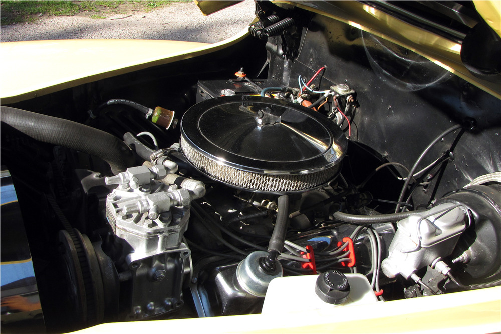 1947 LINCOLN ZEPHYR CONVERTIBLE - Engine - 196190