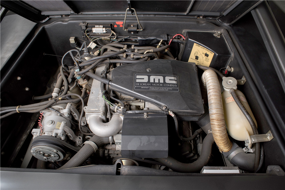1981 DELOREAN DMC-12 - Engine - 197226