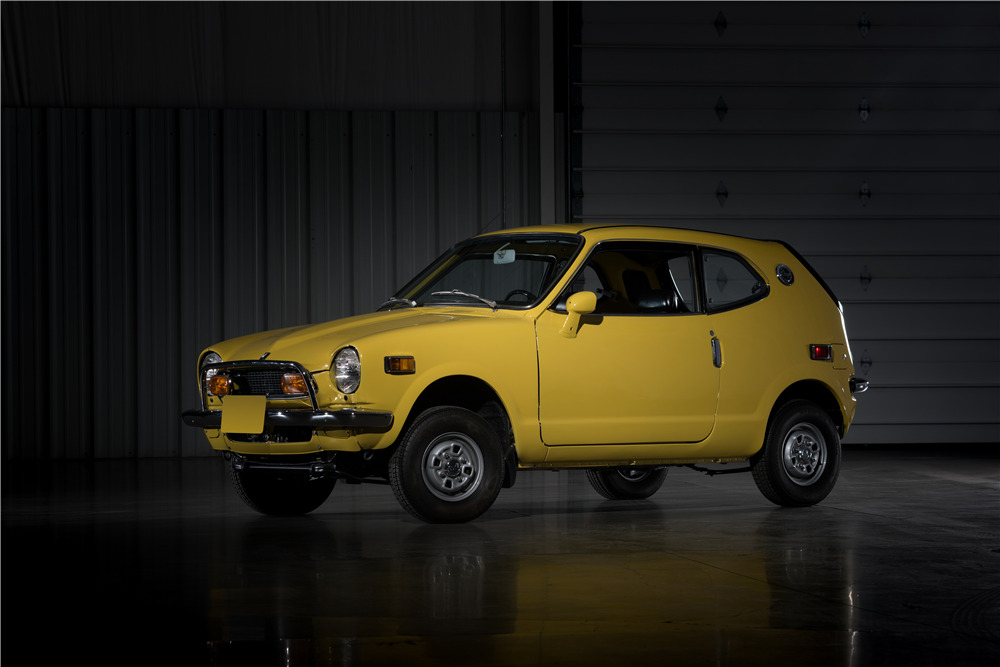 1972 HONDA Z600 - Front 3/4 - 197235