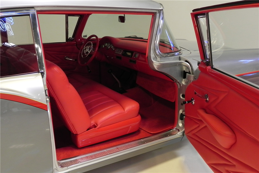 1957 FORD FAIRLANE CUSTOM SEDAN - Interior - 198125
