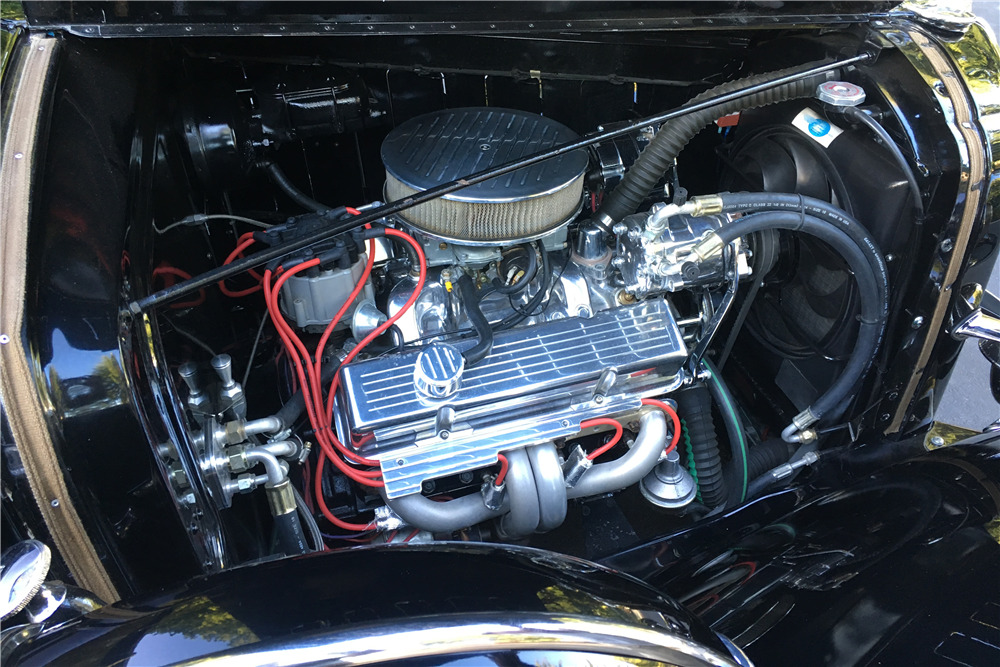 1933 BUICK SERIES 60 MODEL 67 CUSTOM SEDAN - Engine - 198304