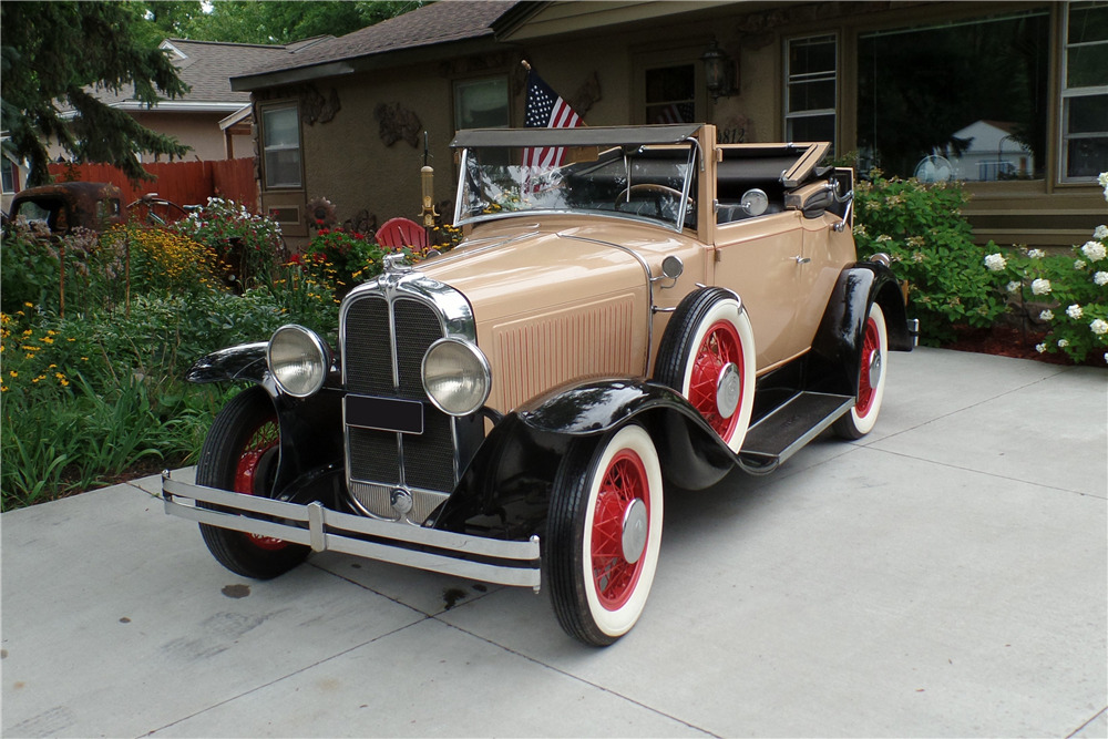 1929 PONTIAC CONVERTIBLE - Front 3/4 - 198509