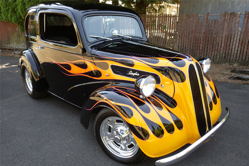 1949 FORD ANGLIA CUSTOM COUPE - Front 3/4 - 198647