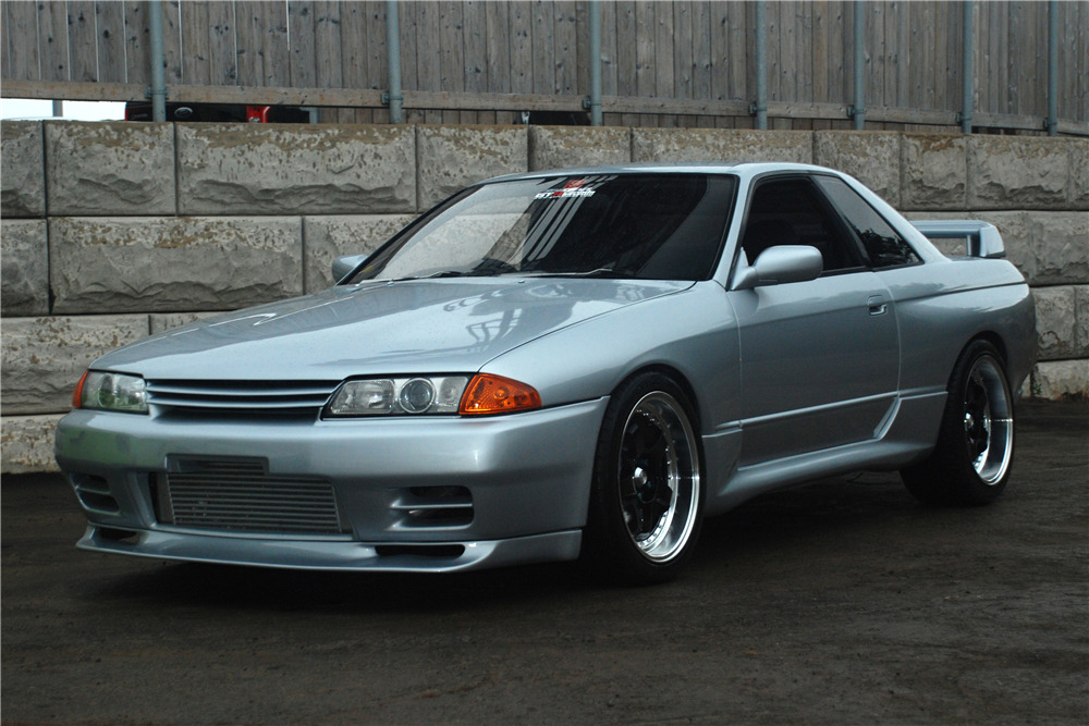 1989 NISSAN SKYLINE - Front 3/4 - 199202