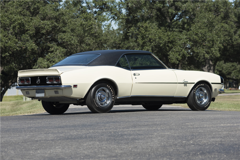 1968 CHEVROLET CAMARO RS/SS - Rear 3/4 - 199601