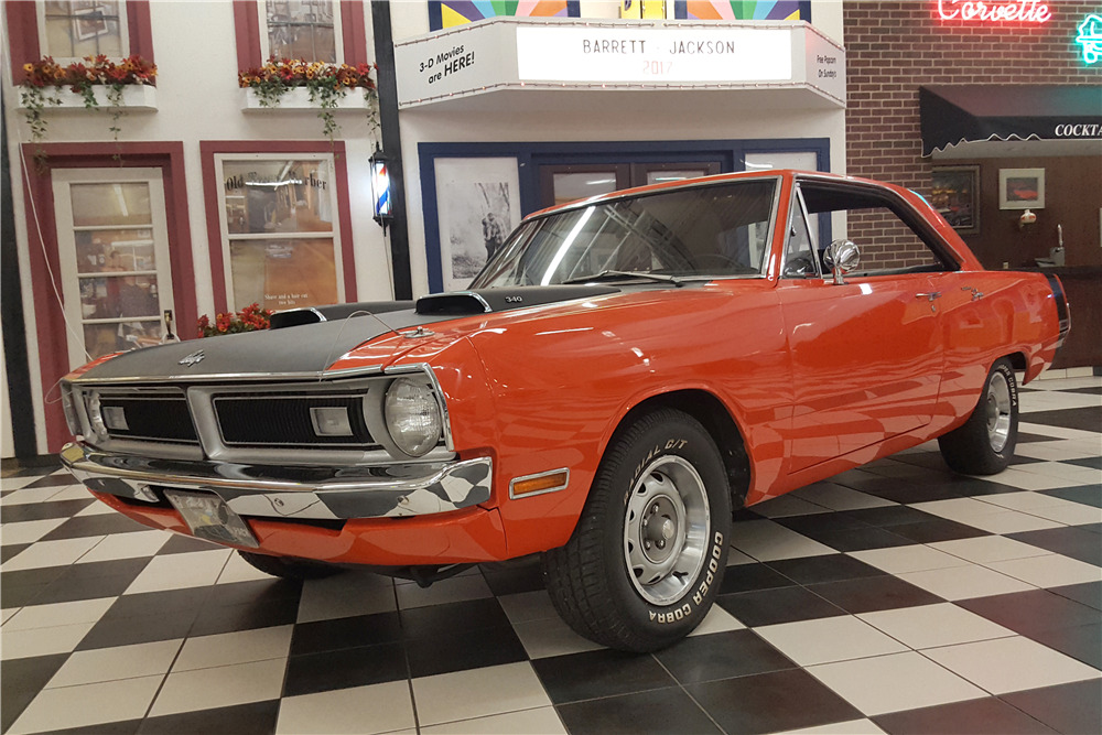 1970 DODGE DART - Front 3/4 - 200035