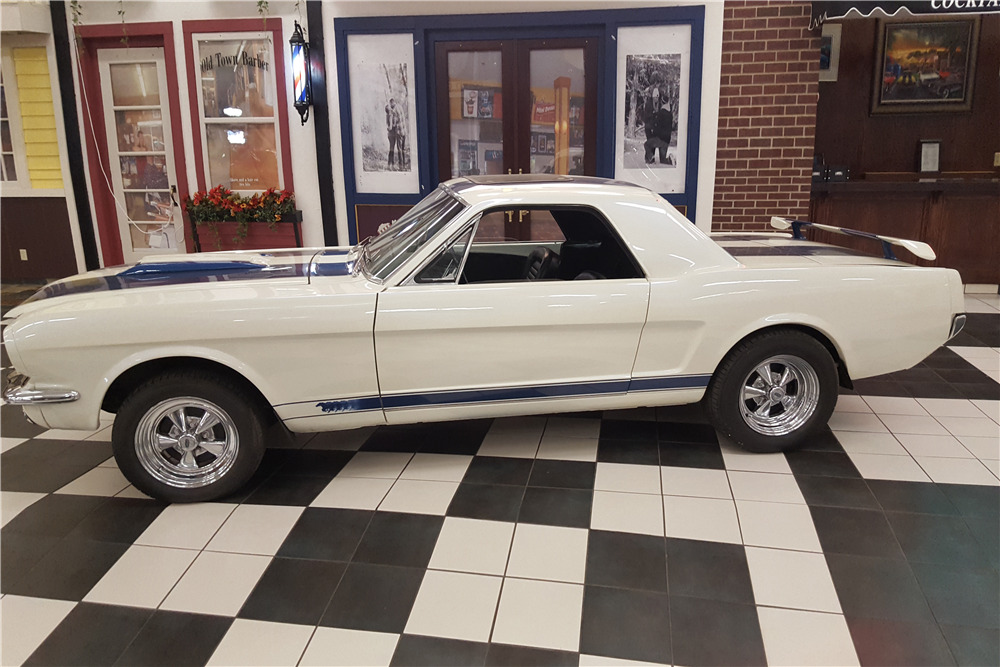 1966 FORD MUSTANG CUSTOM COUPE - Side Profile - 200600