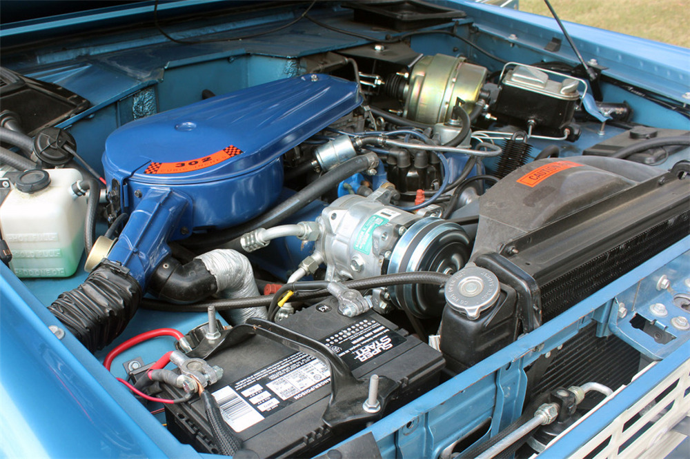 1974 FORD BRONCO 4X4 - Engine - 200681