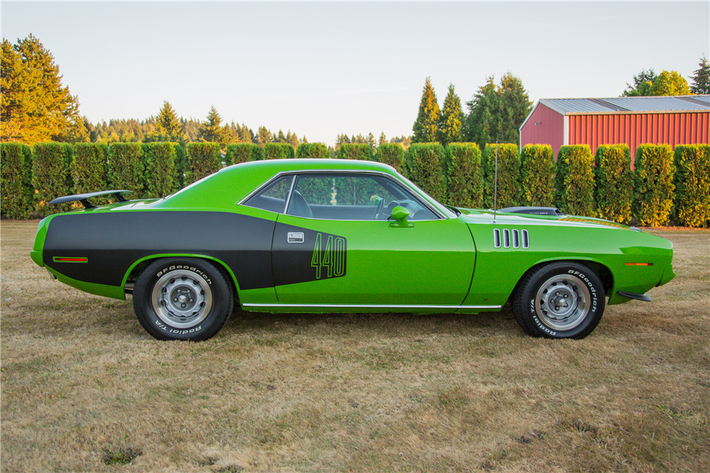 1971 PLYMOUTH 'CUDA - Side Profile - 200739