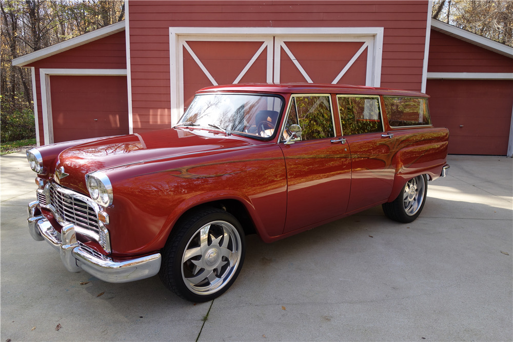 1966 CHECKER MARATHON CUSTOM WAGON - Front 3/4 - 200885
