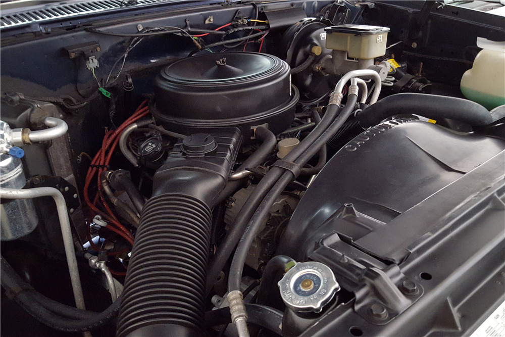 1985 CHEVROLET K10 4X4 PICKUP - Engine - 201045