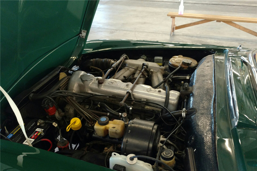 1964 MERCEDES-BENZ 230SL CONVERTIBLE - Engine - 201238