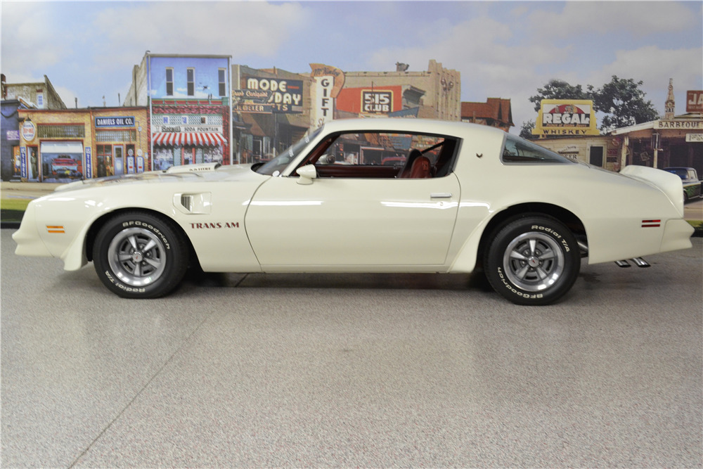 1977 PONTIAC TRANS AM - Side Profile - 201368