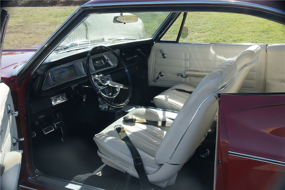 1966 CHEVROLET IMPALA SS - Interior - 201373
