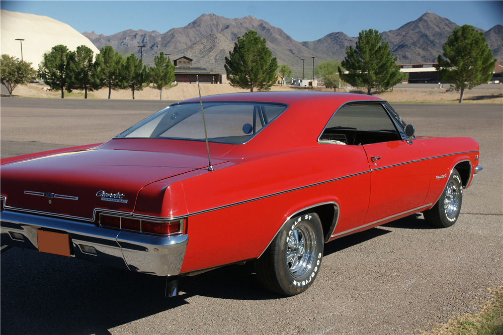 1966 CHEVROLET IMPALA SS - Rear 3/4 - 201373