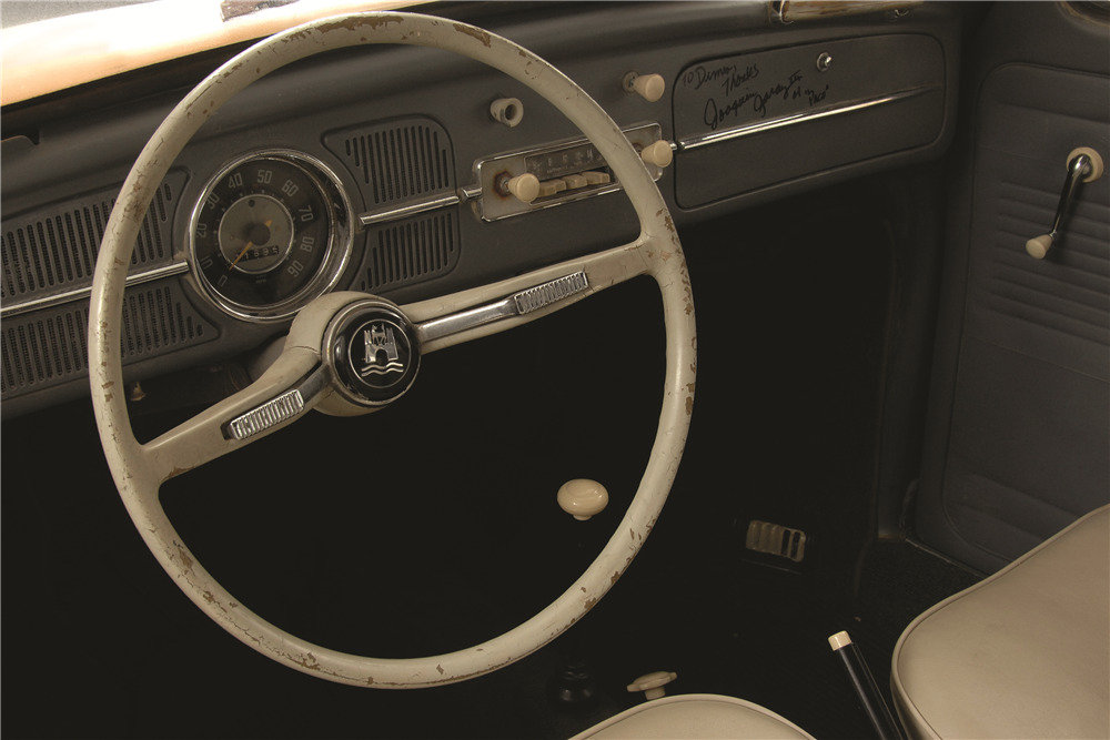 1960 VOLKSWAGEN BEETLE "SHAKING HERBIE" - Interior - 201473