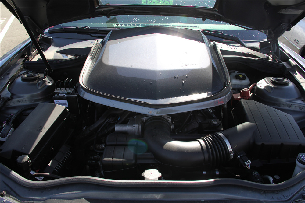 2011 CHEVROLET CAMARO CUSTOM COUPE - Engine - 201612