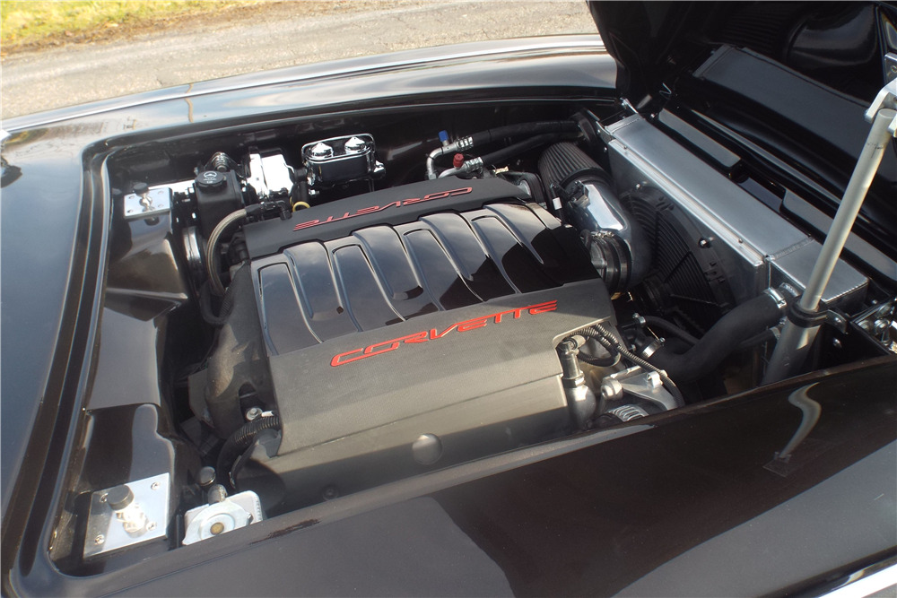 1960 CHEVROLET CORVETTE CUSTOM CONVERTIBLE - Engine - 201894