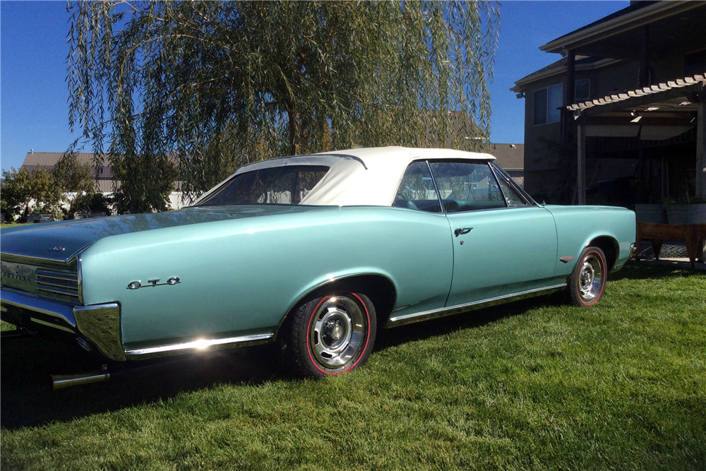 1966 PONTIAC GTO CONVERTIBLE - Side Profile - 202045