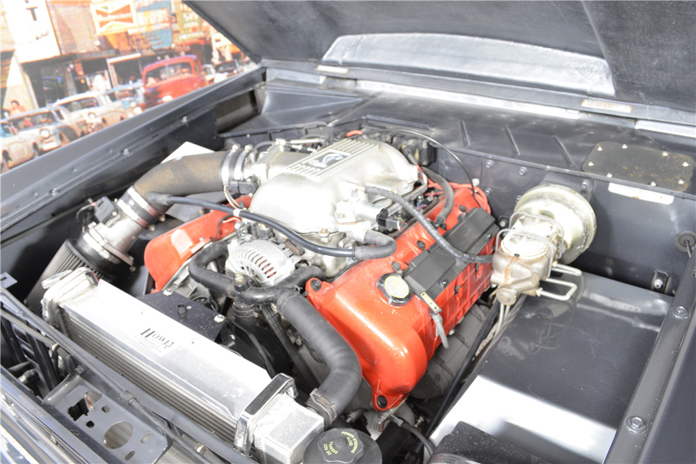 1972 FORD BRONCO CUSTOM 4X4 - Engine - 202115