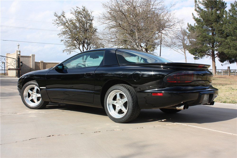1994 PONTIAC FIREBIRD "LINGENFELTER 383" CUSTOM - Rear 3/4 - 205870