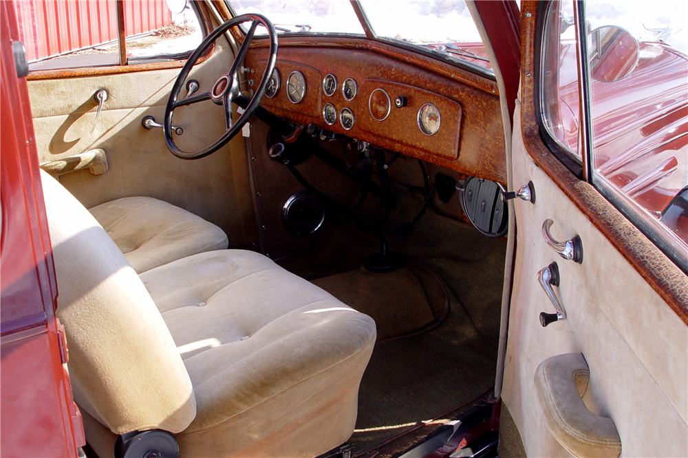1936 CHEVROLET DELUXE CUSTOM COUPE - Interior - 206138