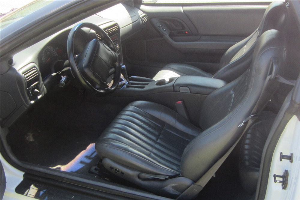 1997 CHEVROLET CAMARO Z/28 CONVERTIBLE - Interior - 206193