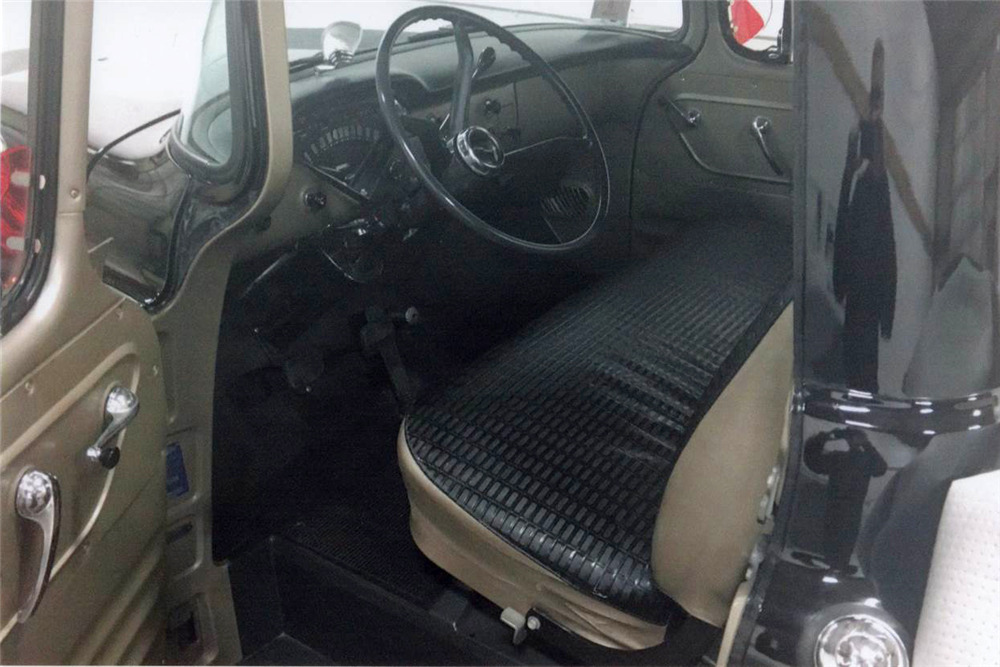 1959 CHEVROLET APACHE PICKUP - Interior - 207007
