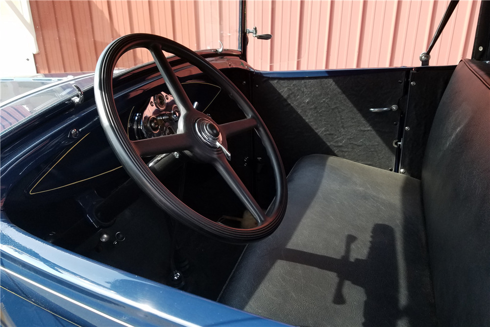 1930 FORD MODEL A ROADSTER PICKUP - Interior - 207530