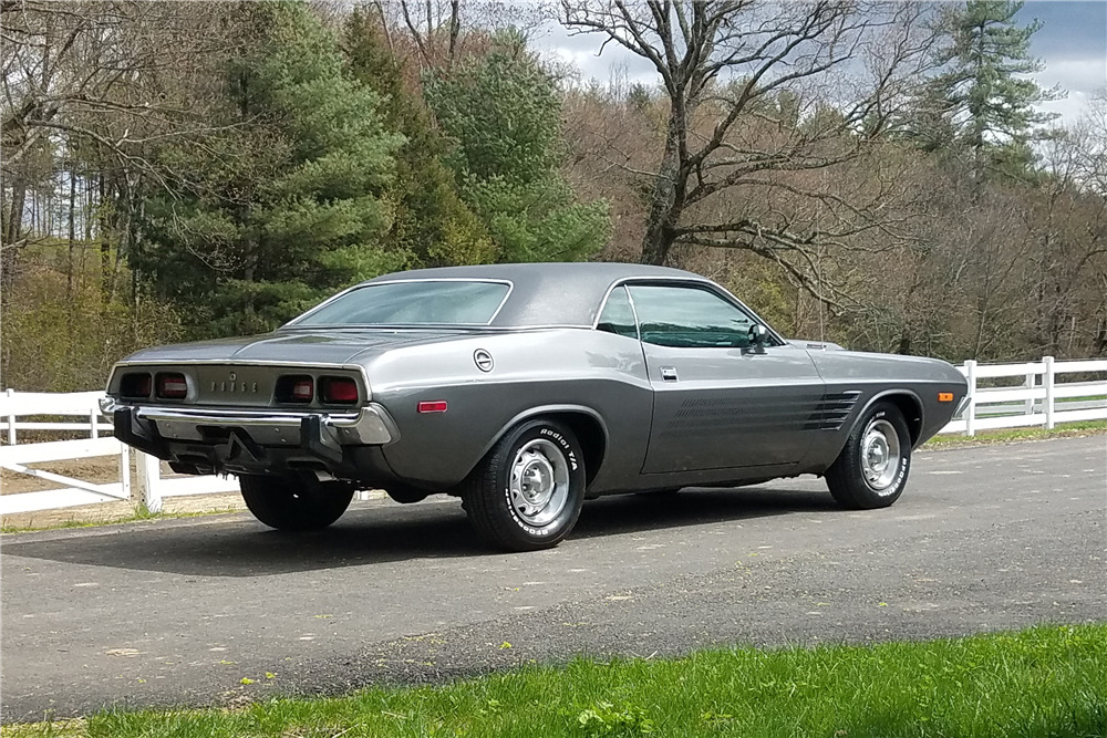 1973 DODGE CHALLENGER - Rear 3/4 - 207571