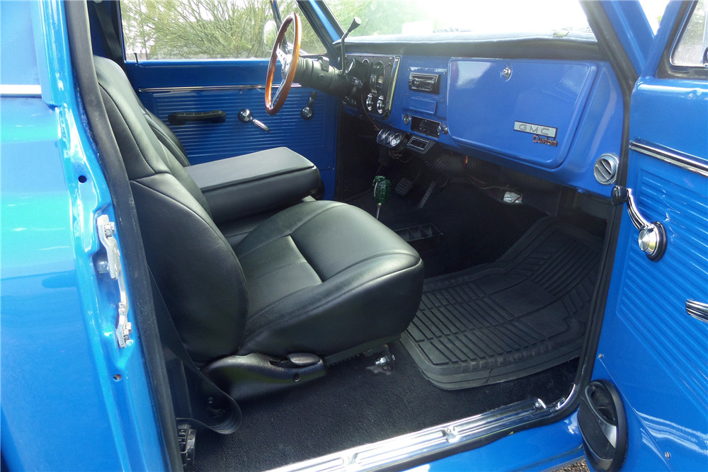 1967 GMC C1500 4X4 PICKUP - Interior - 208036