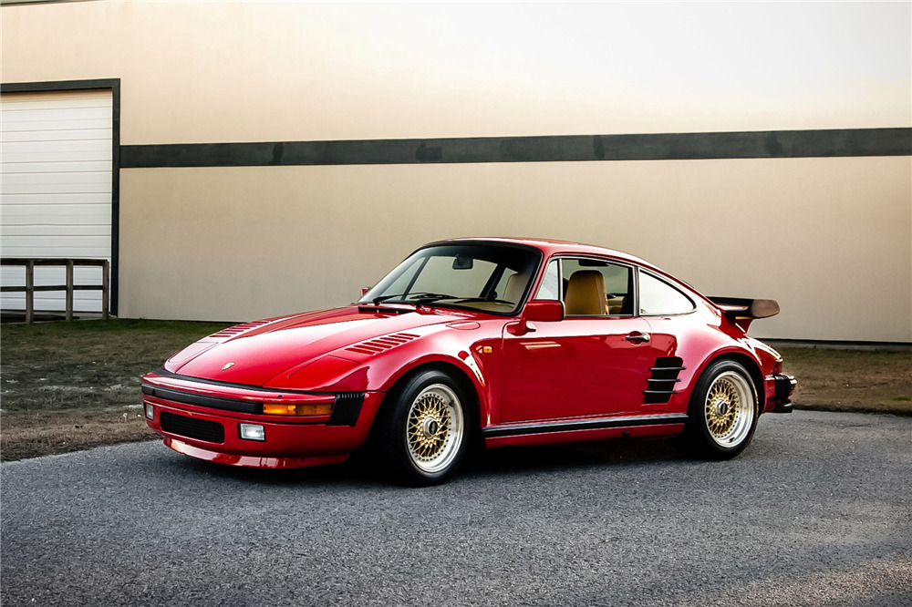 1986 PORSCHE 930 TURBO - Front 3/4 - 208180