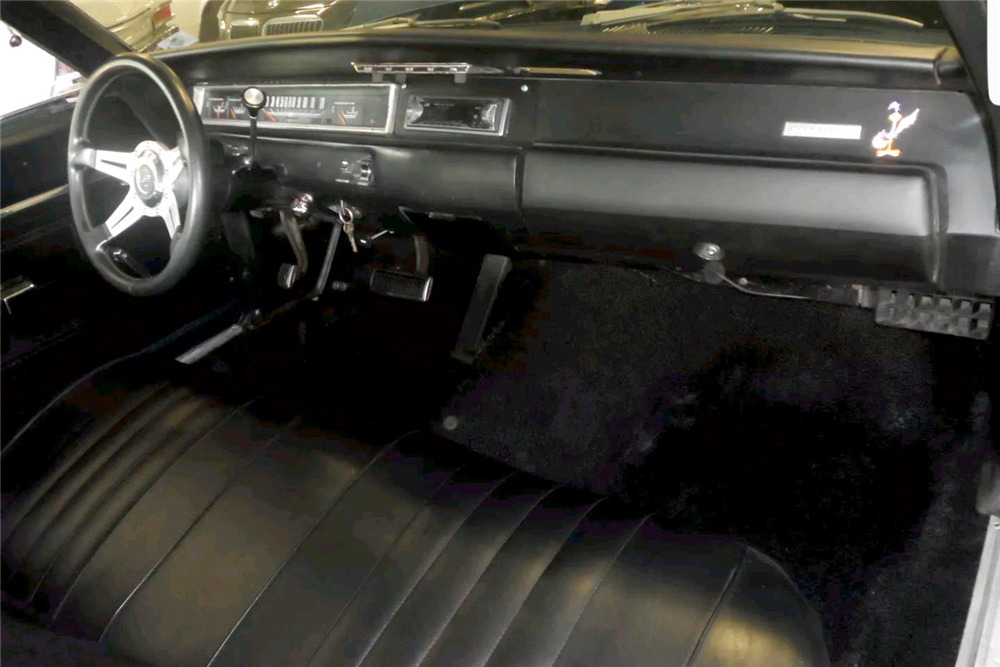 1968 PLYMOUTH ROAD RUNNER - Interior - 208247