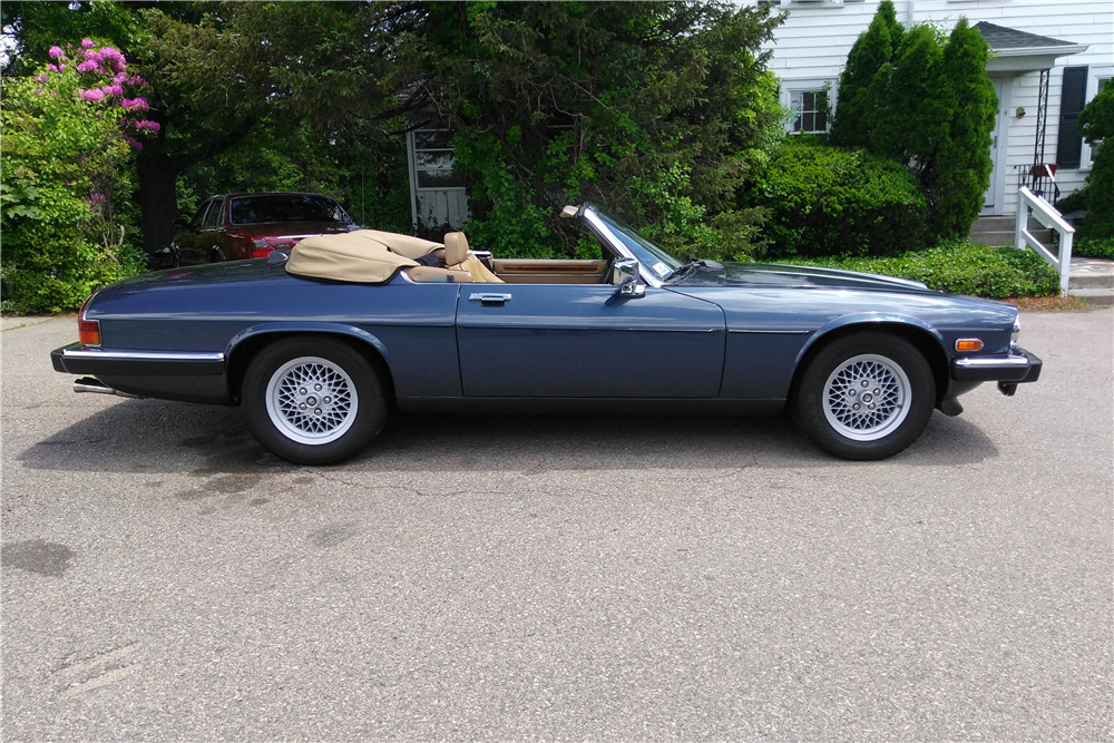 1989 JAGUAR XJS CONVERTIBLE - Side Profile - 208429