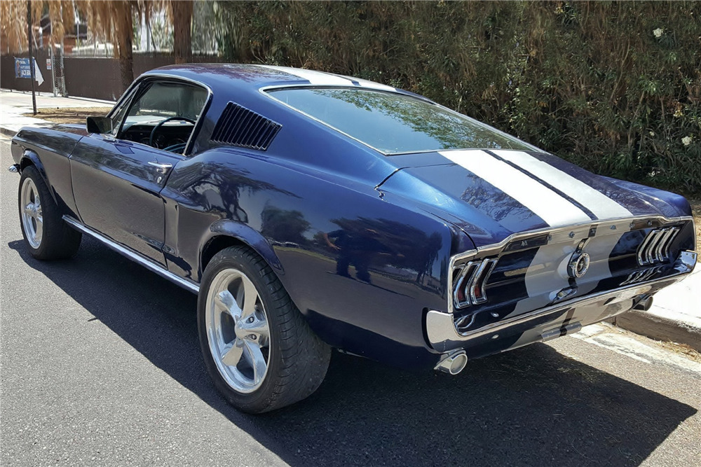 1968 FORD MUSTANG CUSTOM FASTBACK - Rear 3/4 - 209354