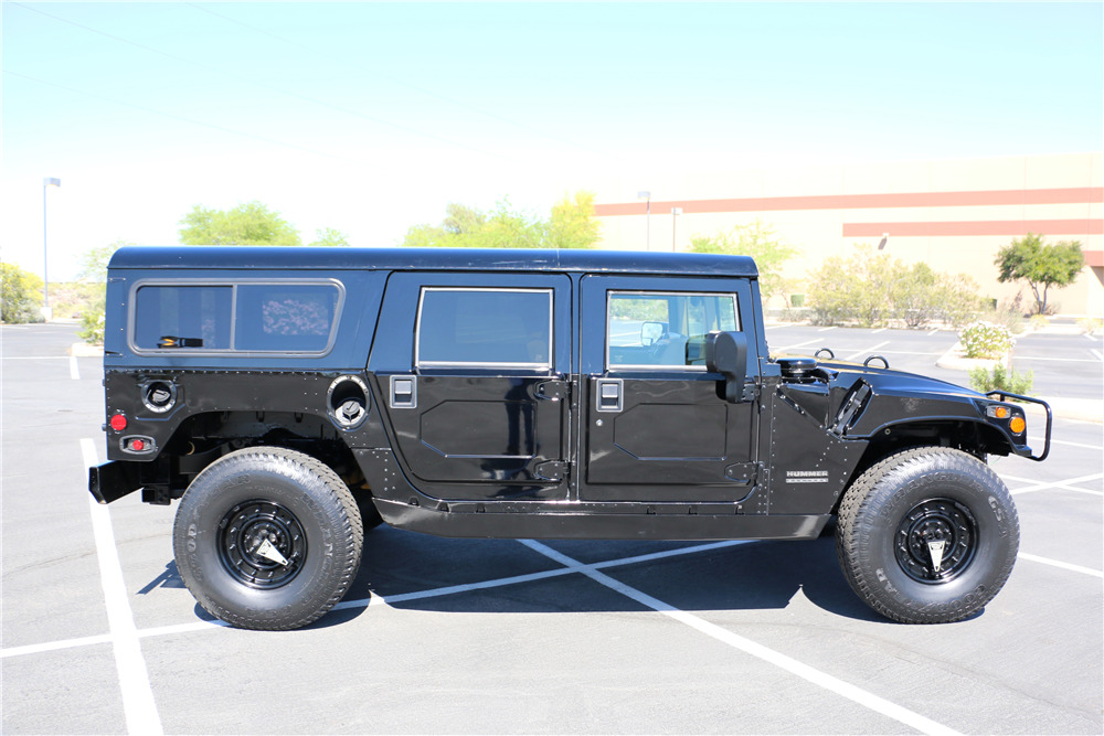 2001 AM GENERAL HUMMER H1 WAGON - Side Profile - 210428